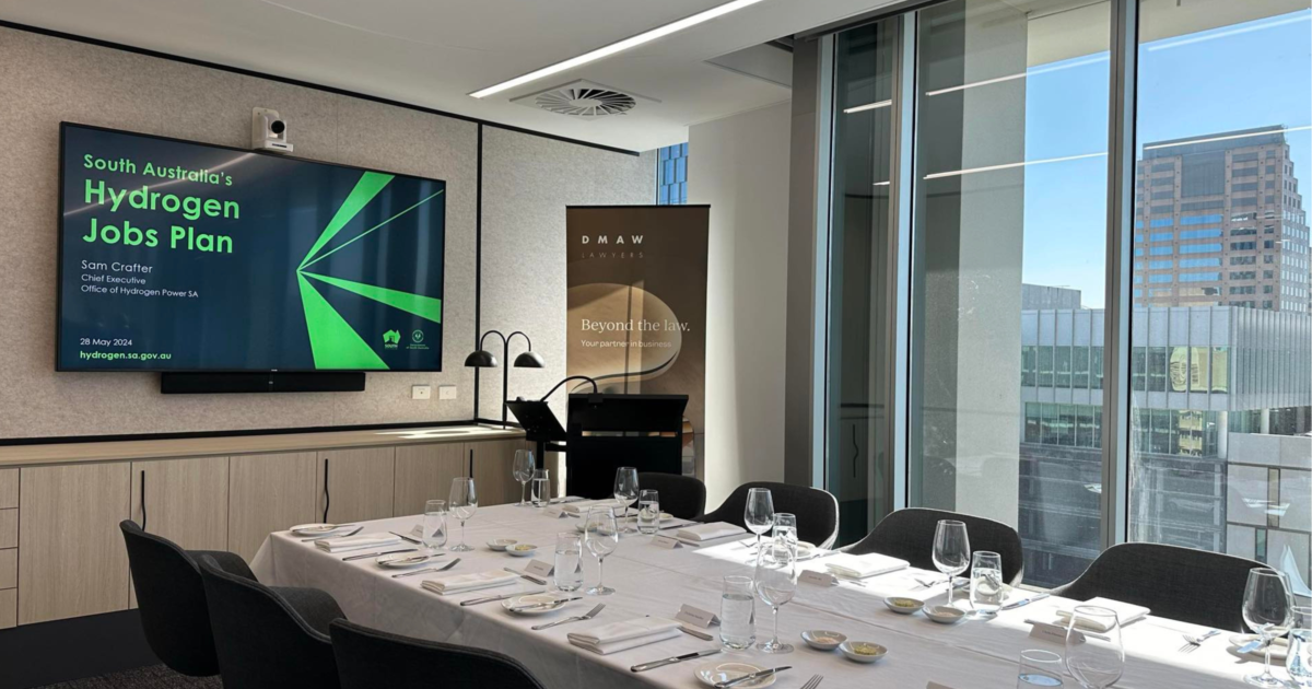 DMAW Lawyers • Business leaders' boardroom luncheon with Sam Crafter